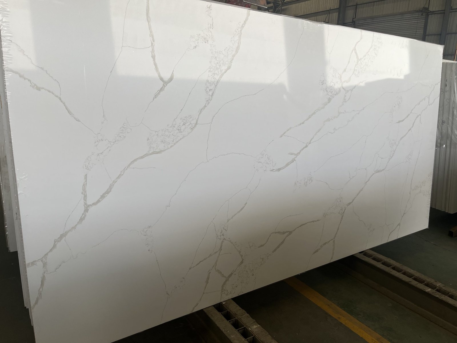 Modern White Quartz Countertops - Miya Stones